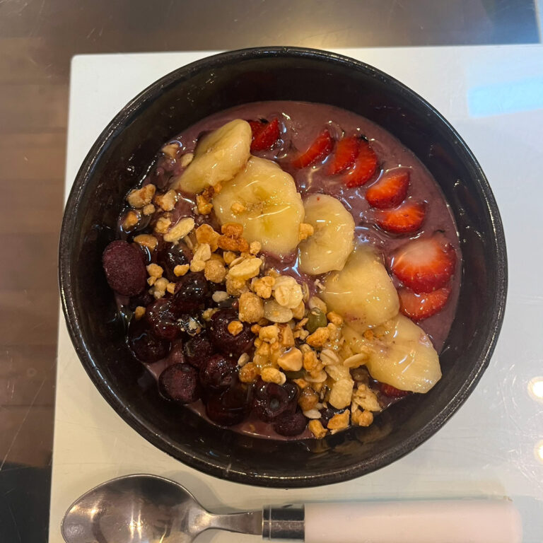 【スタッフBLOG☆ さきまる#5】大好きな姉とアサイーボウルを作る週末 | サジージュースのサジーワン│サジーベリー通販のSajiOne